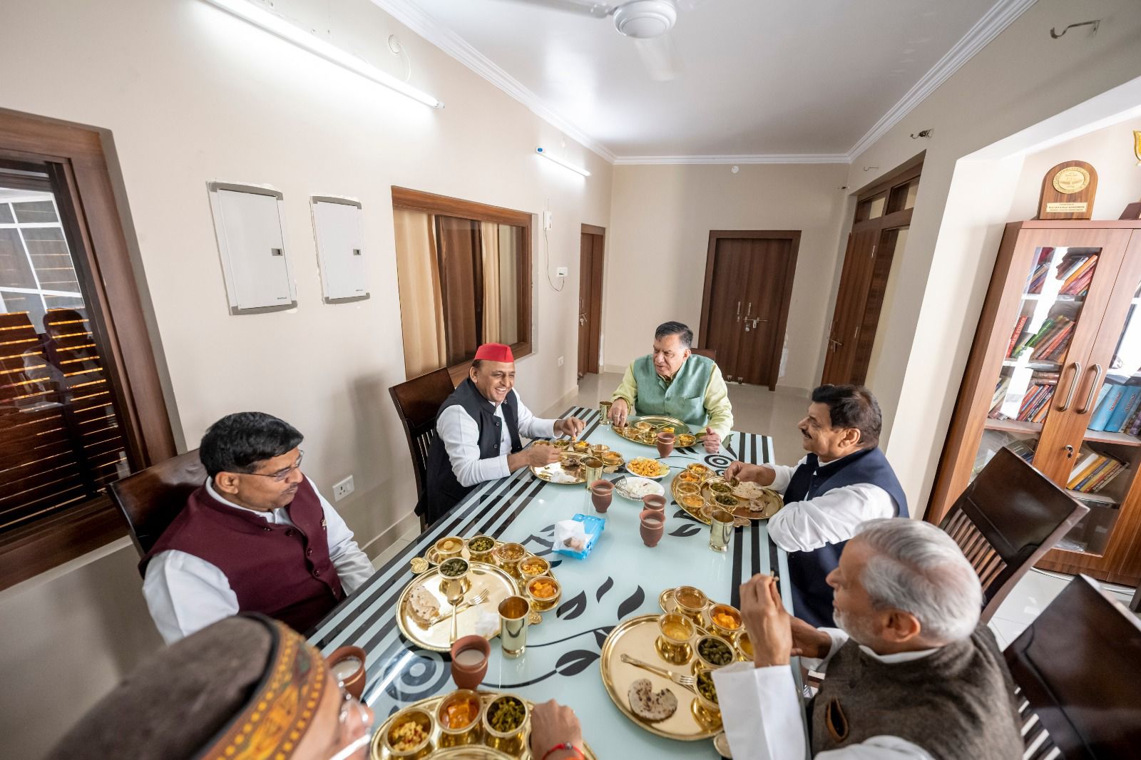 In Lucknow Lunch at the residence of the Speaker of the UP Legislative ...