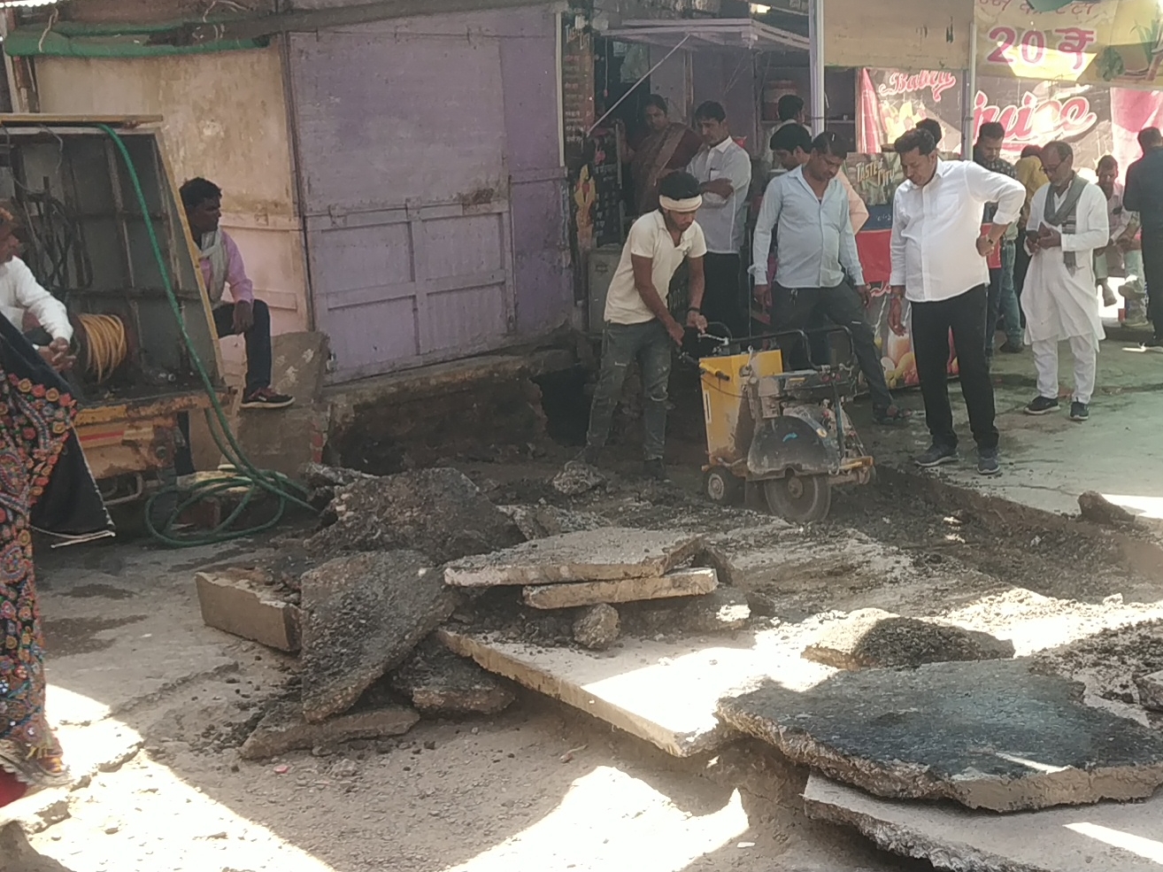 Debris was removed by cutting T point with CC cutter machine; People ...