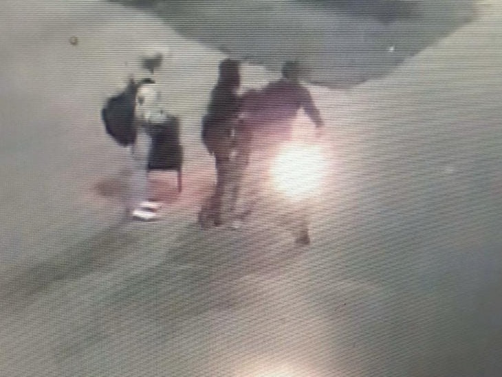 Crooks were seen sitting on bike in CCTV footage, police team sent to Delhi