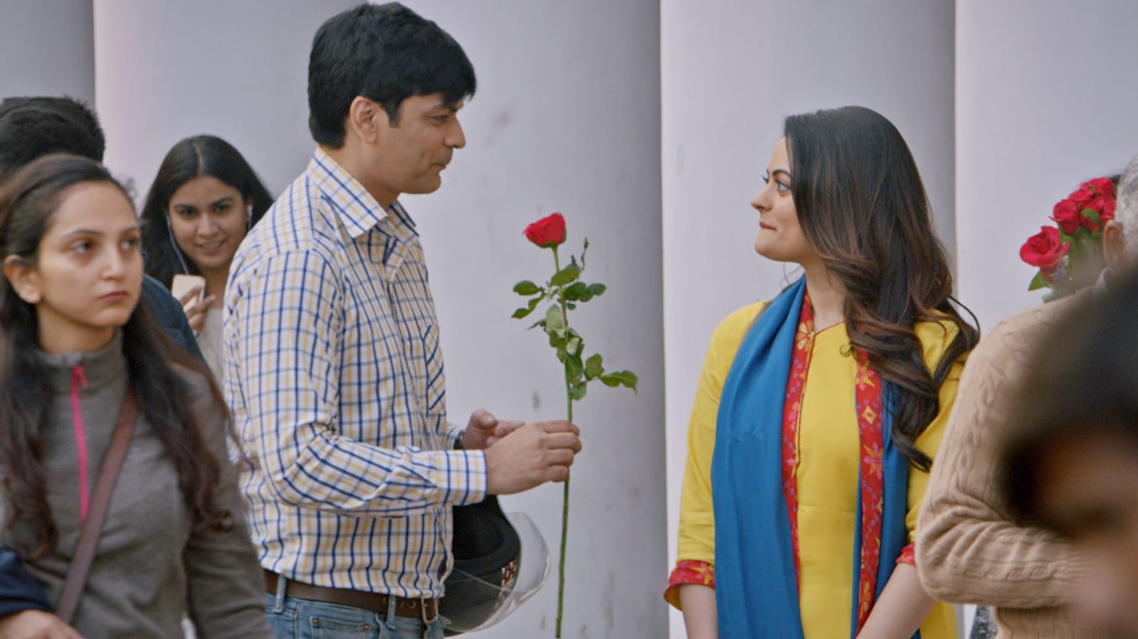 ab dIlli door nahi film। bollywood news | साधारण गांव का लड़का कैसे बन जाता है IAS,: एक गरीब ...