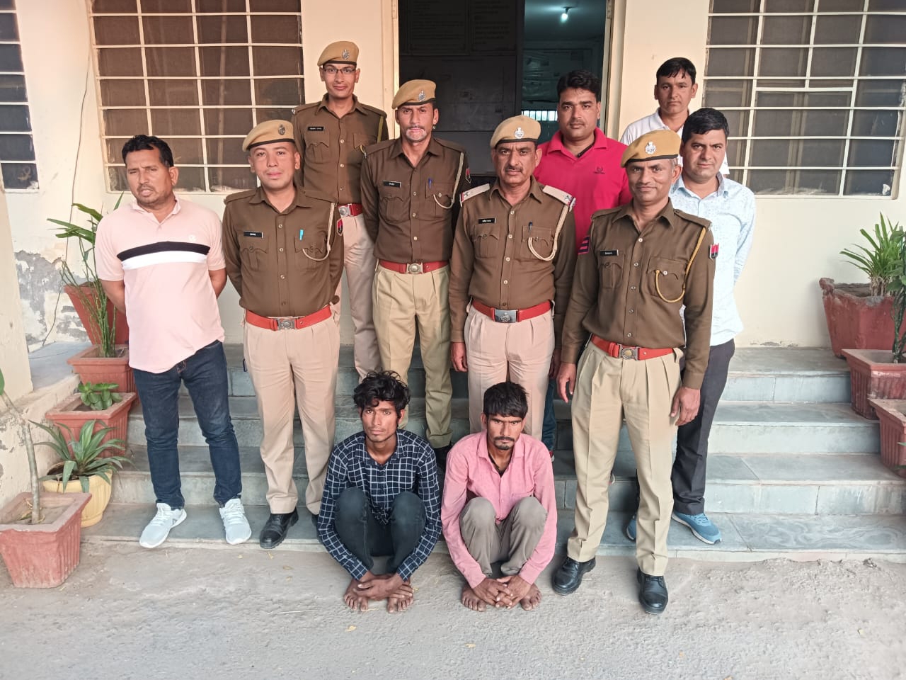 Diggi police station arrested 2 employees for stealing jewelery and ...