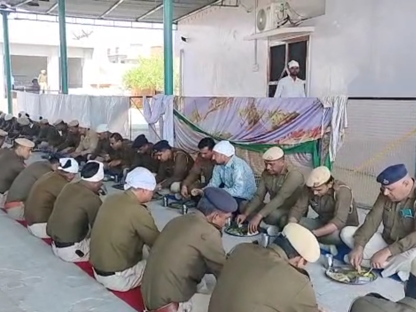 Fatehabad - Tension in Chandpura village, Gurdwara Sahib, Pathi Baba ...