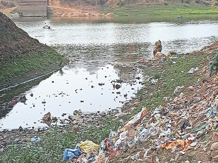 Sunar river getting polluted by dirty drain water, administration ...