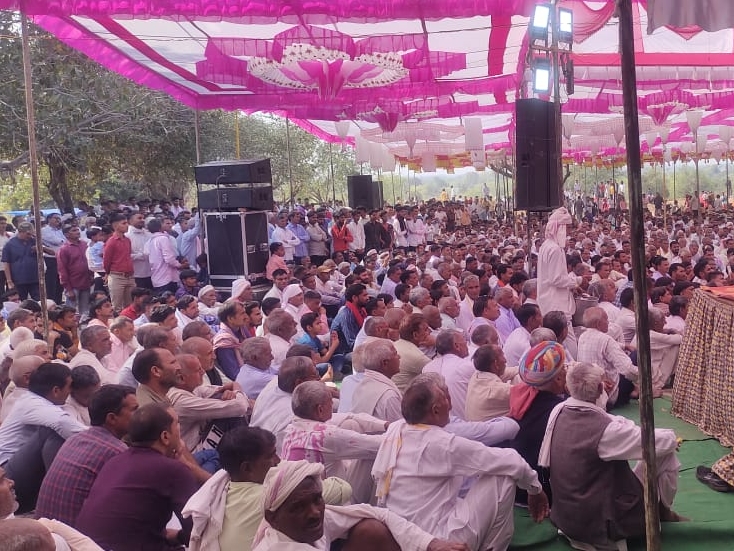 Haryana's famous singer Ragini organized, heavy shopping at shops ...