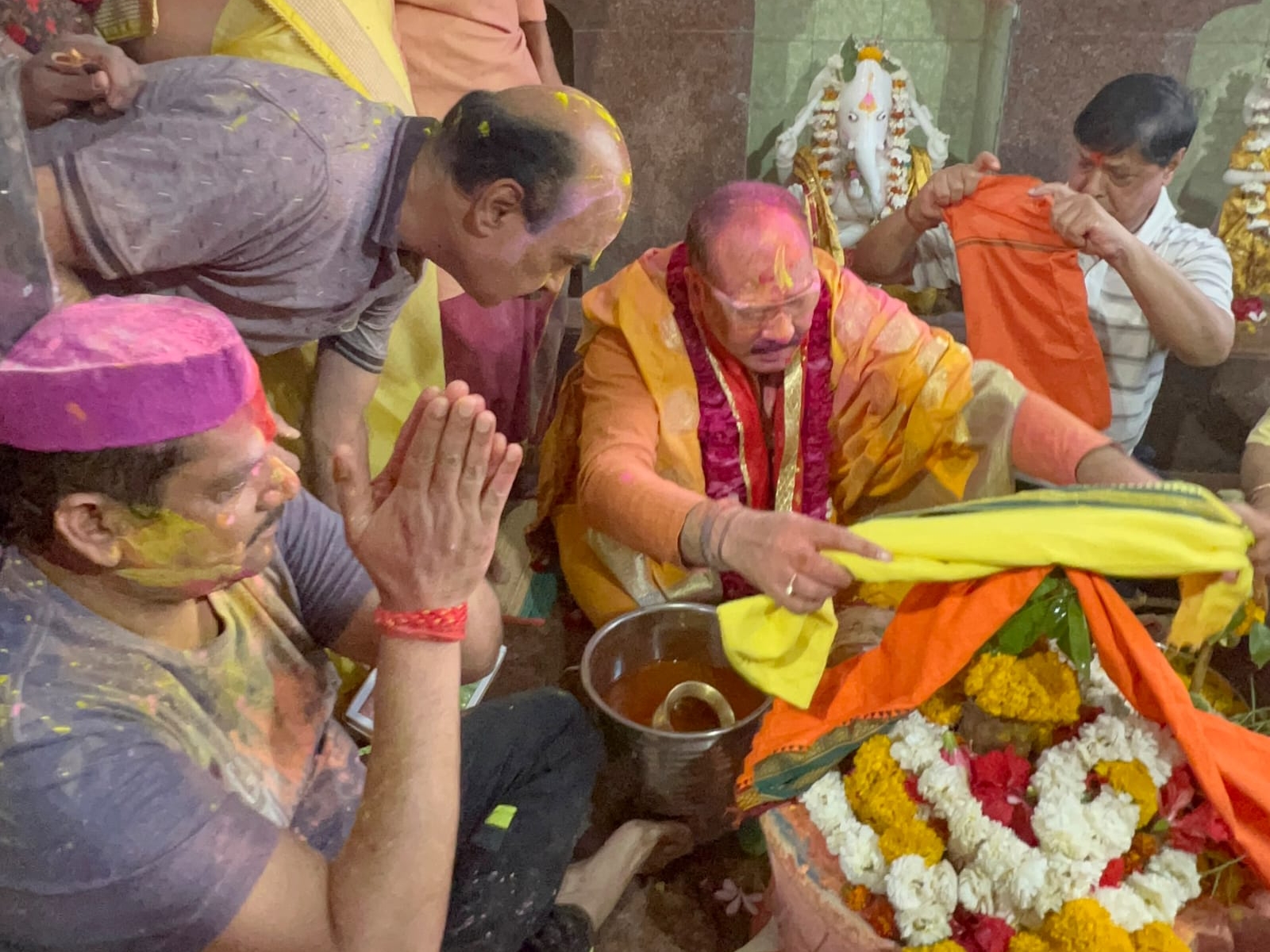 Thousands of people attended including Pandit Pradeep Mishra, MLA ...