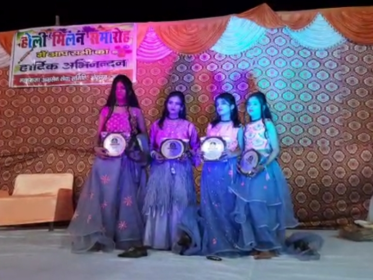 Children presented more than one program, honored by giving memento ...