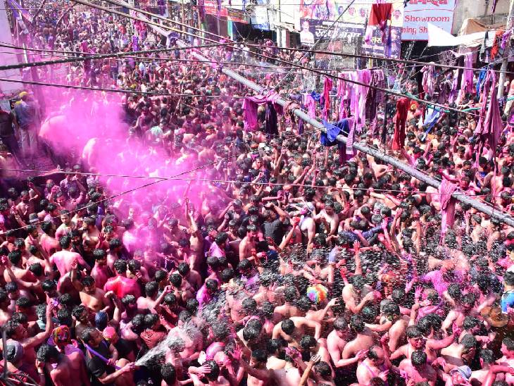 Prayagraj ki holi updates : See Holi of Prayagraj in 25 pictures, Holi ...