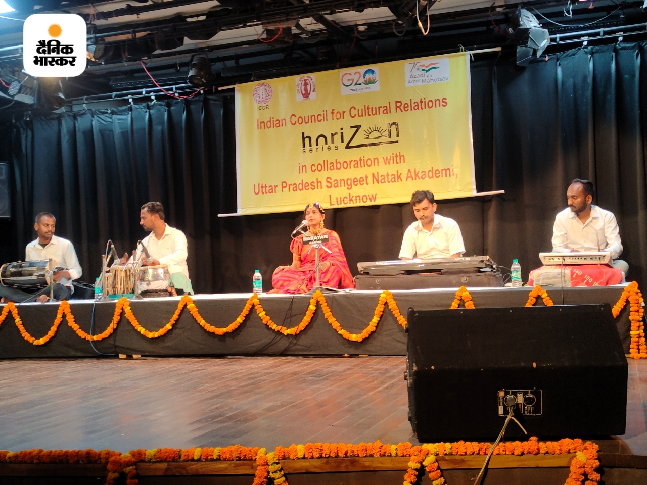 Archana Kotarya creates magic with 'Phagun Ke Mahina' in IICR program ...