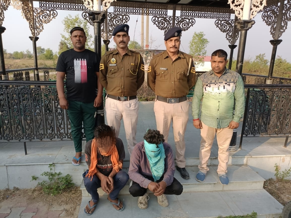 Una City Haroli Police Arrested Two Drug Smugglers From Rain Shelter of ...