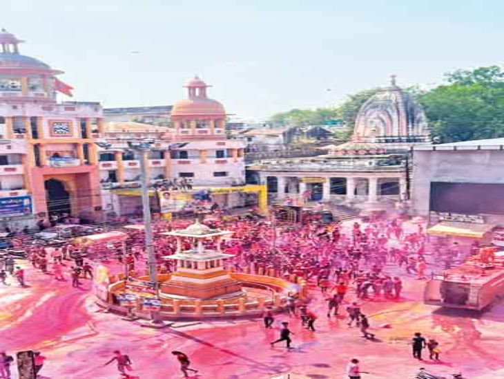 Huriyars rocked for many hours in Ger, Rajwada drenched in colors ...