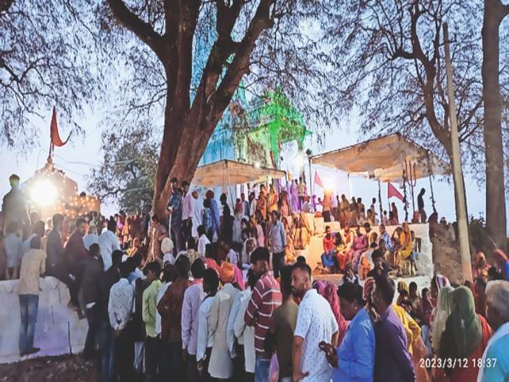 Faith ran on the burning embers in Padmavati Mata Temple, staying ...