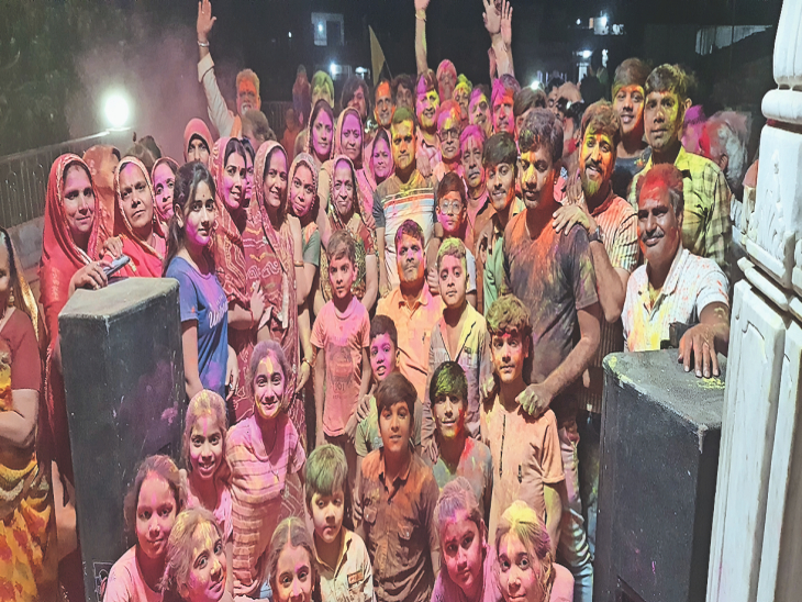 Fagotsav celebrated at Hanuman temple | 13 दिवसीय होली महोत्सव: हनुमान ...