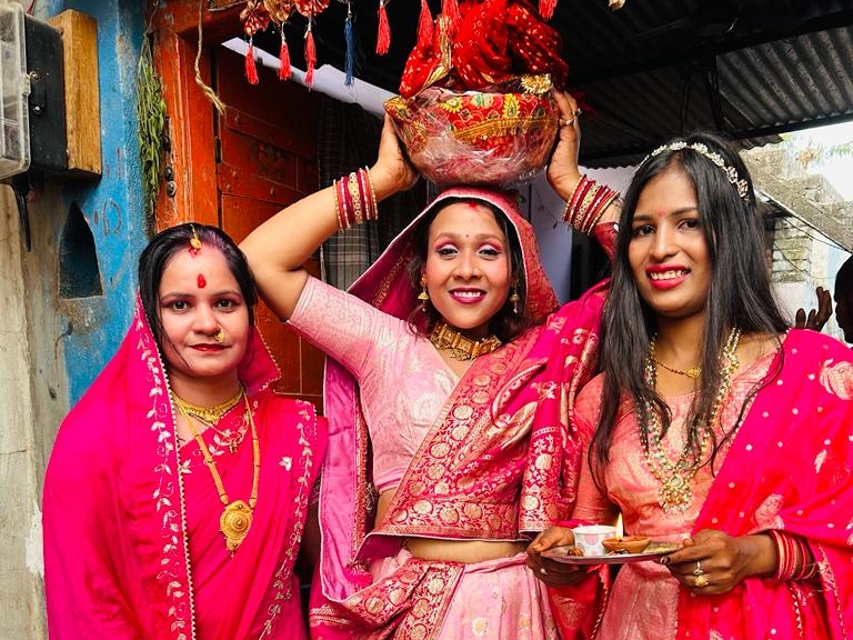 Girls of Marwari society celebrating Gangaur festival, brought Gangaur ...