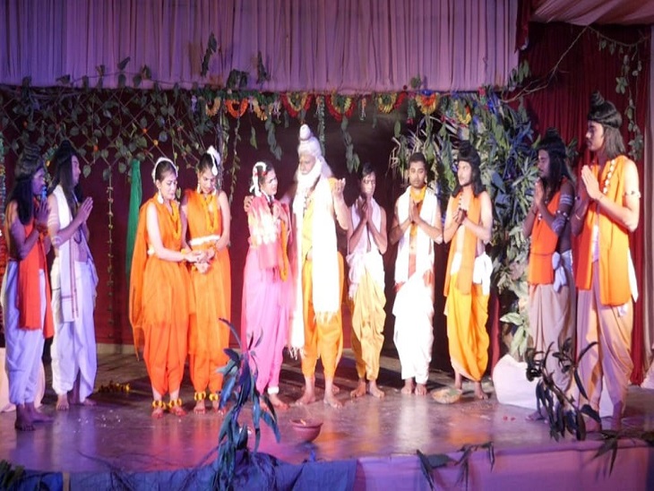 The play written by Mahakavi Kalidas was presented under the direction ...