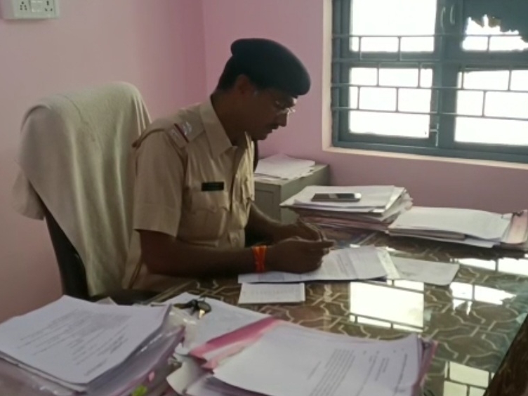 Dabish on Parvaliya Dera in immoral prostitution, woman and 19 year old ...