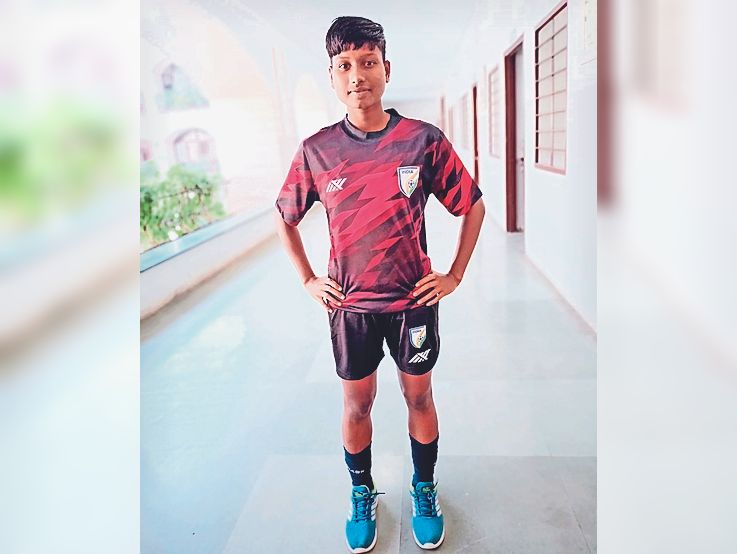 Kharsawan's Lalita selected in Indian team for Under-17 SAF Games ...