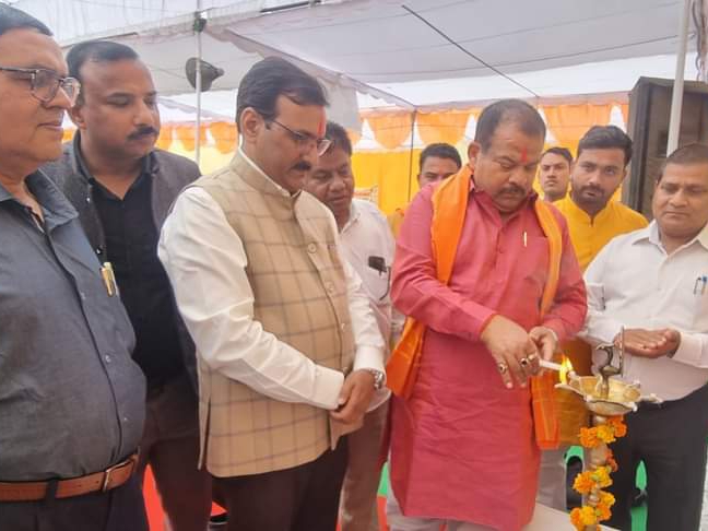 Former Education Minister Dr. Satish and former MLA Raghavendra joined ...