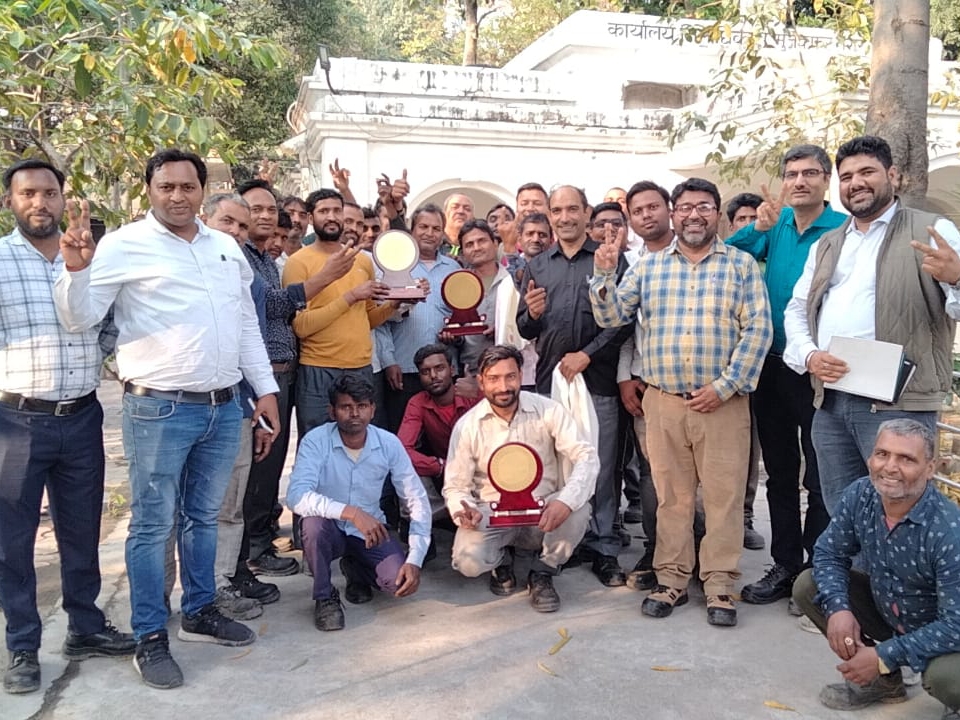 Respected Muzaffarnagar DM appreciates the efforts and coordination of ...