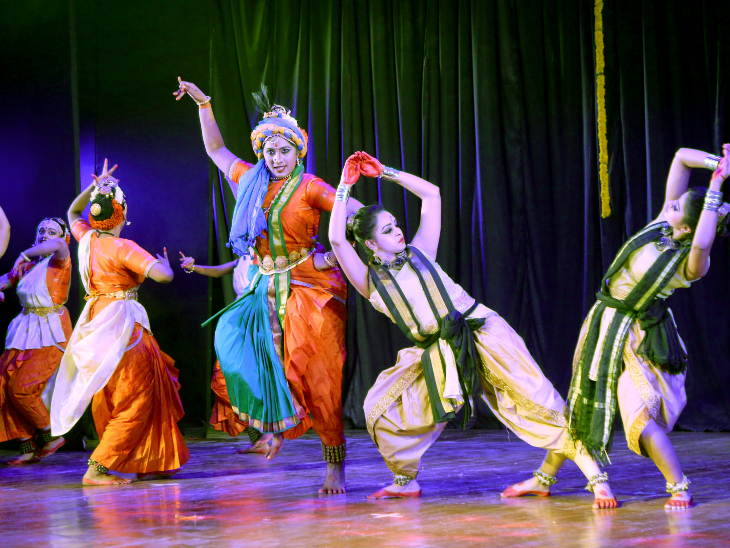 Padmashree artist's Kuchipudi dance performance in Udaipur enthralls ...