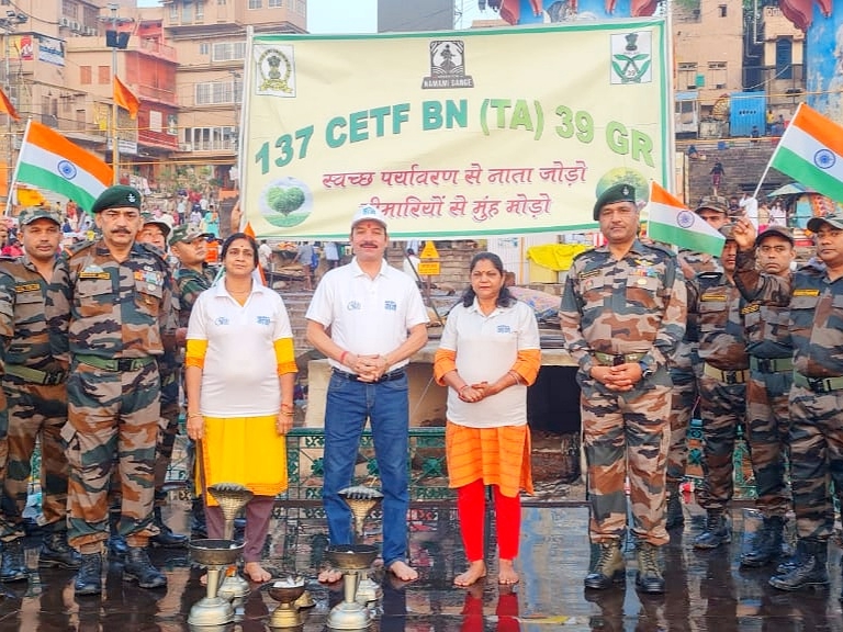 Ganga Task Force and Namami Gange team clean Ganga water on World Water ...