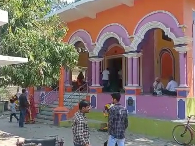 Mother had given darshan to Mahayogi Mahendra Nath; There is an influx ...