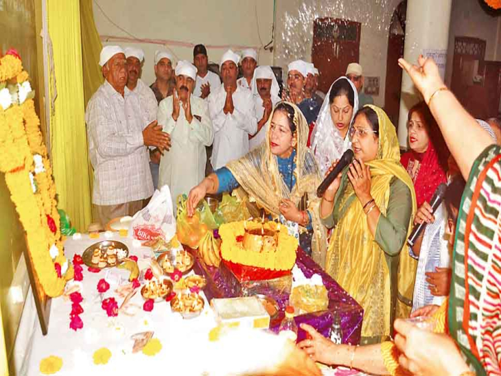 Sindhi society celebrated the birth anniversary of Lord Jhulelal with ...