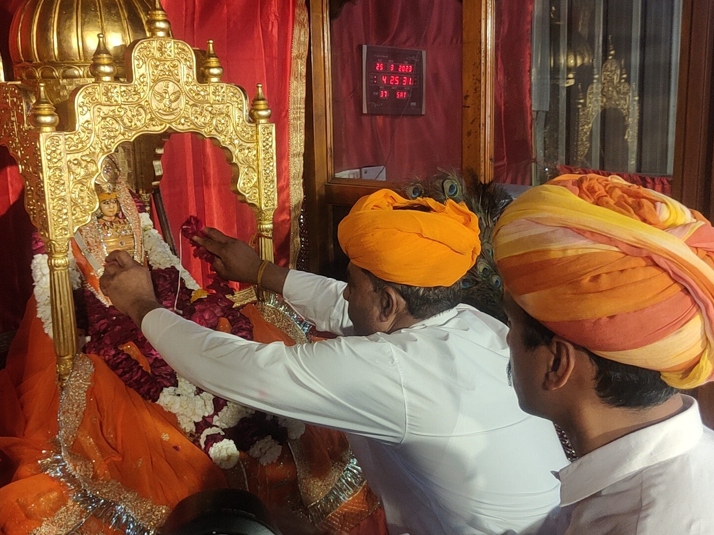 MLA Prajapat bowed his head to Jasol Maa after barefoot penance, Maa ...