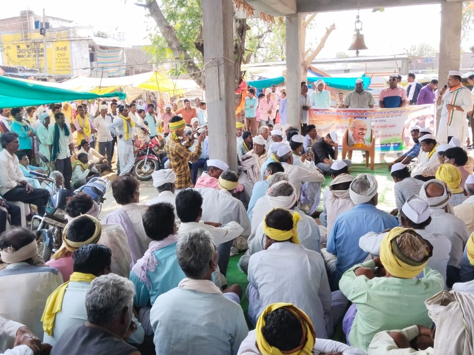 To restore membership, tribal farmers took out a rally, staged a sit-in ...