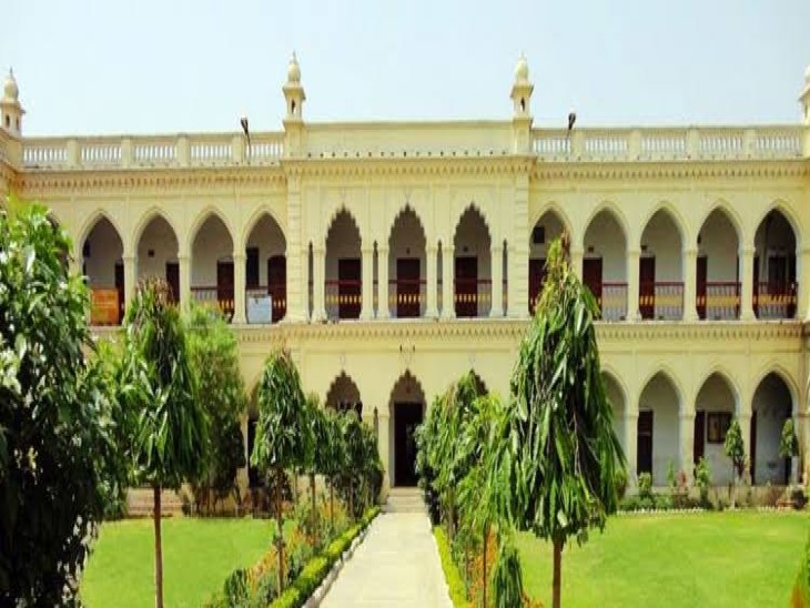 Lucknow - KKC Students gheraoed the principal's room, orders for ...