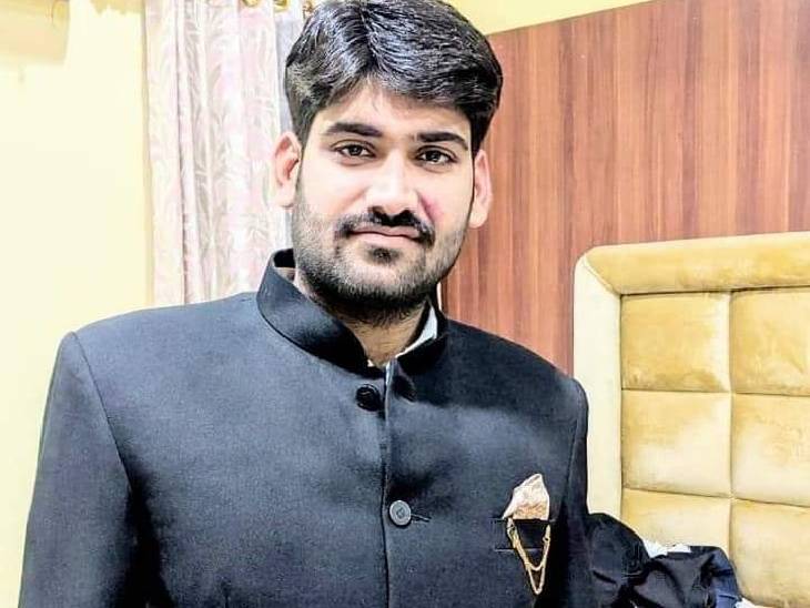 Former MLA RS Kushwaha made Lok Sabha constituency in-charge | झांसी ...