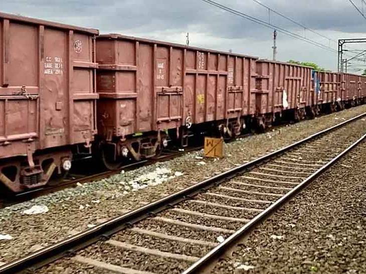 DFCCIL will keep steel guards on the railway, EDFC and WDFC being built ...