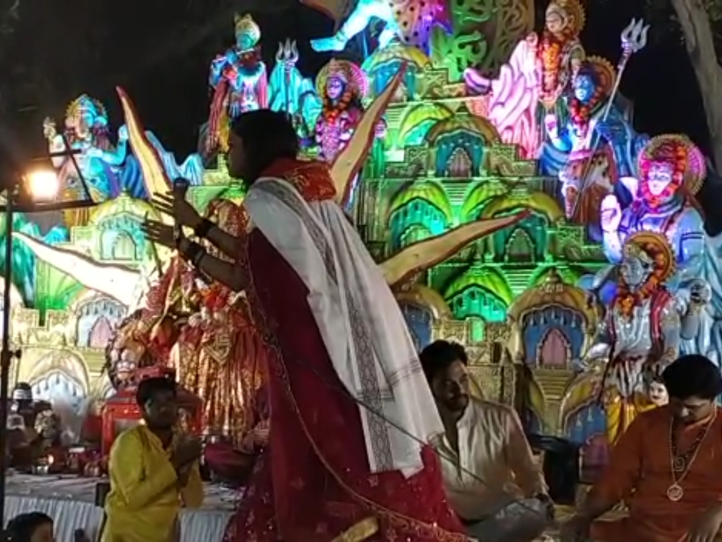 Bhajan singer Lakkha tied the ceremony, the program was organized at ...