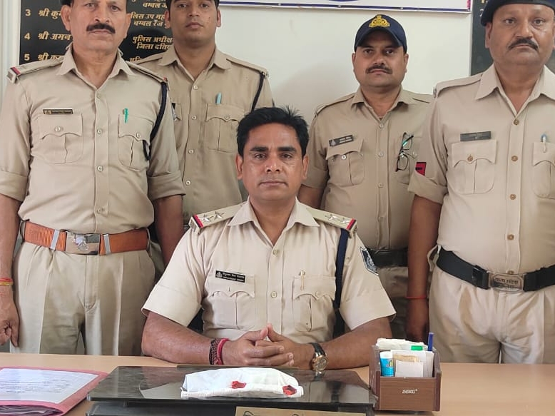 The accused was going to sell Datia from Bhind's smack of 20 lakhs ...