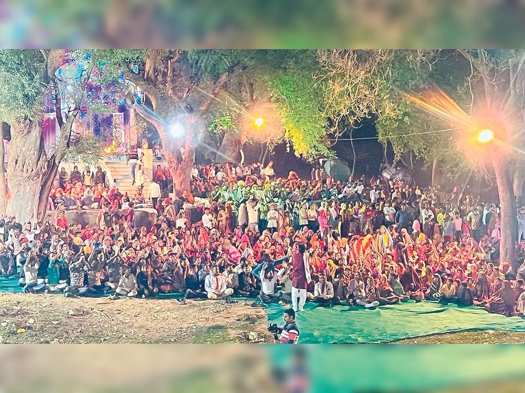 On Durgashtami, adornment in the temples of Mata, sacrifices given in ...