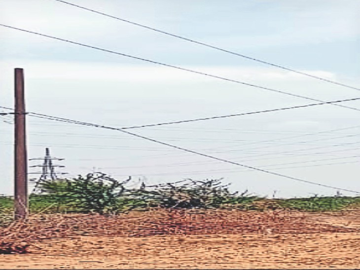 Dumper collided with electric pole, power supply disrupted for 30 hours ...