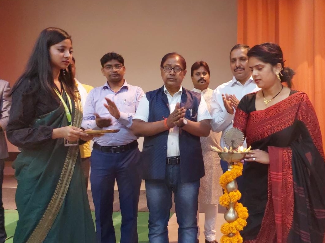 Graduation student Yash Verma stood first in Khelo Chess, Tannu Kumari ...