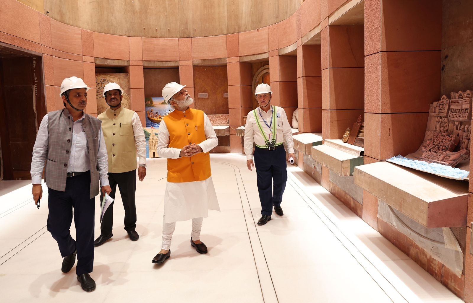 See PM Modi's New Parliament Visit in 10 Photos - Saw the facility in ...