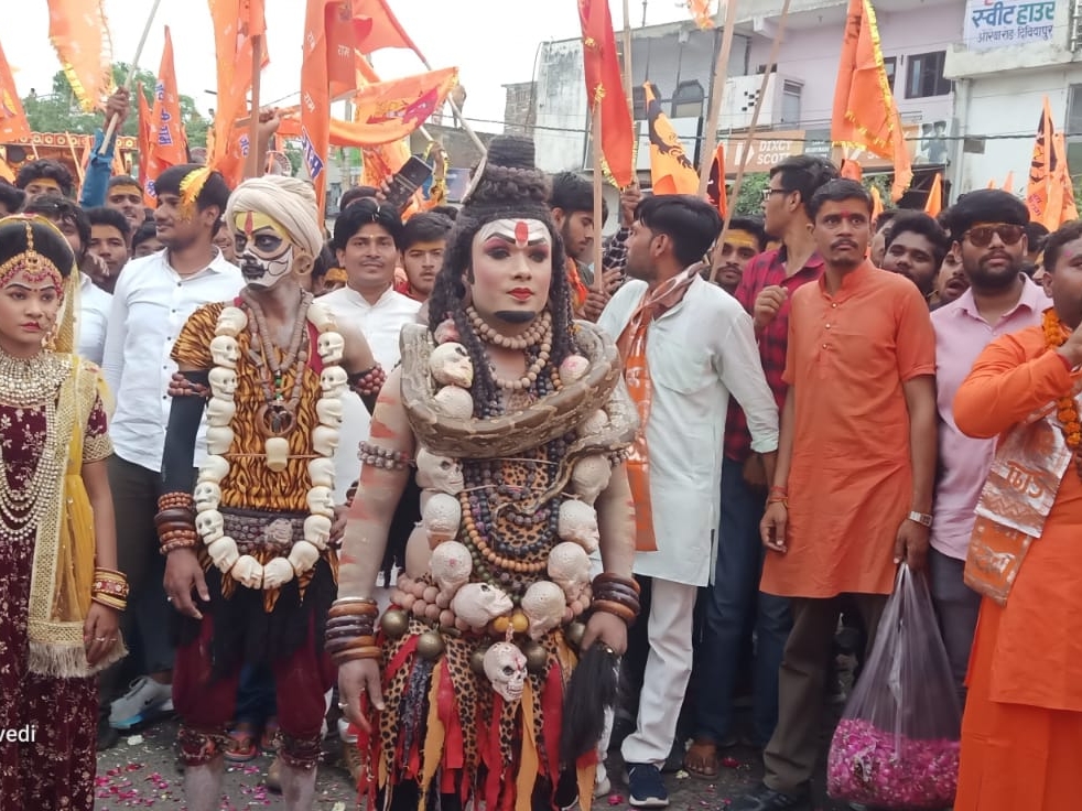 A huge procession took place in Dibiyapur, the town painted in saffron ...