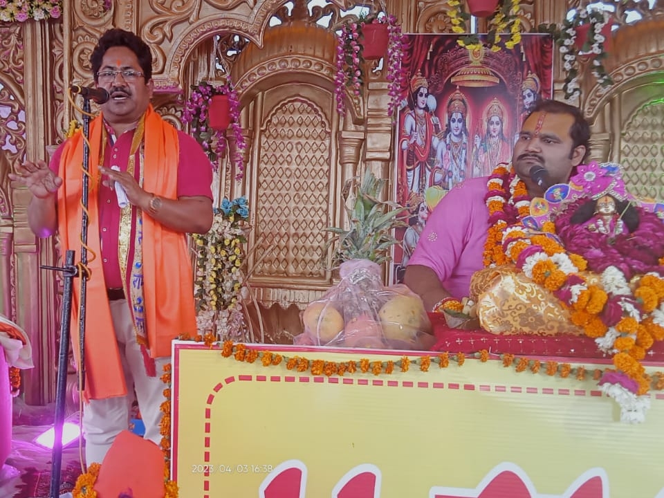 Devotees were mesmerized by telling the poignant incident of Sita Haran ...