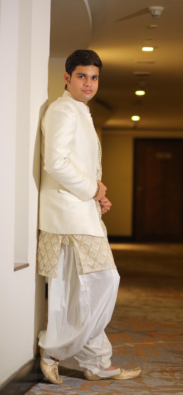 Rajasthan ASP Divya Mittal Corruption; Who Is JPEE Drugs Owner Vikas ...