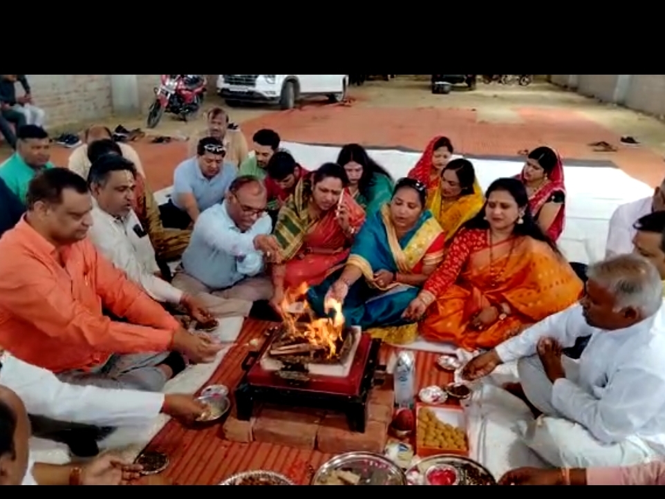 MLA and devotees performed Bhumi Pujan, Katha will be held in Kuberpur village from April 14 to ...