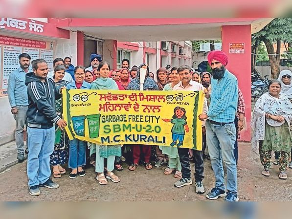 The council administered the pledge of cleanliness to the residents of ...