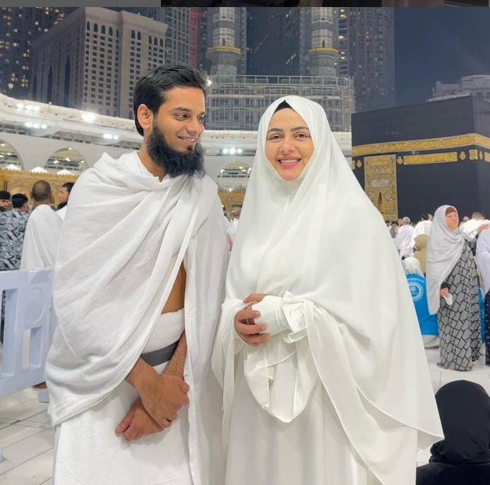 Big Boss 6 Fame Sana Khan Mufti Anas Saeed Love Story | Bollywood News ...