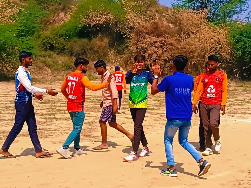 Lahrauli and Madhogarh match on 7th day, Vikram became man of the match ...