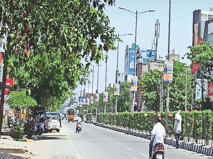Illegal propaganda boards installed on Karnal and Ambala road | शहर की ...