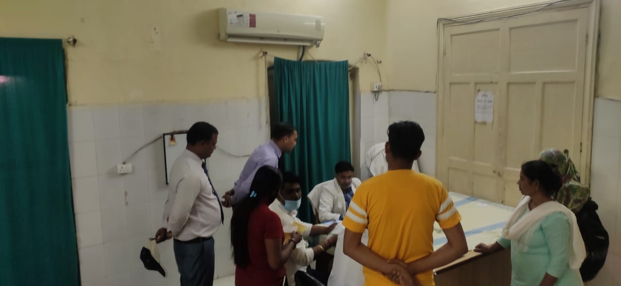 Patient in queue, doctor is kind to MR Medicine representative reached ...