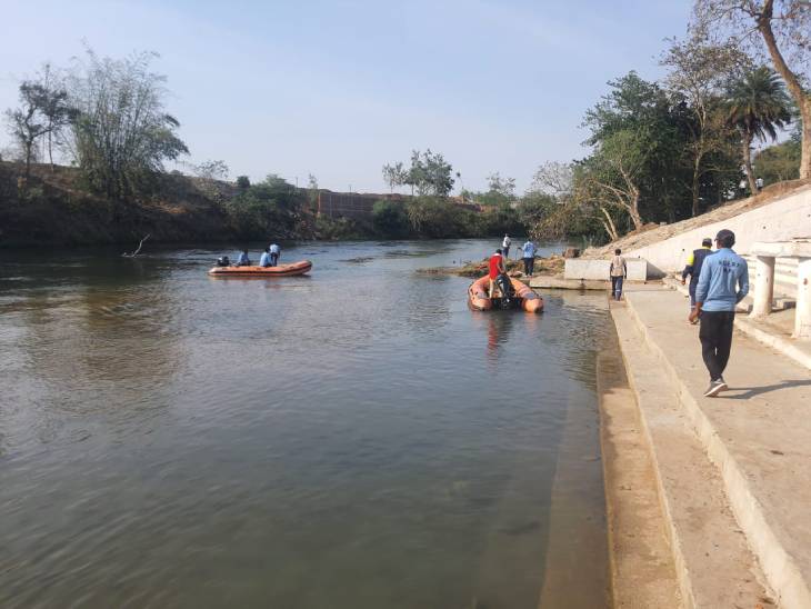 BPD student drowned in Rewa Bihar river, missing, search continues ...