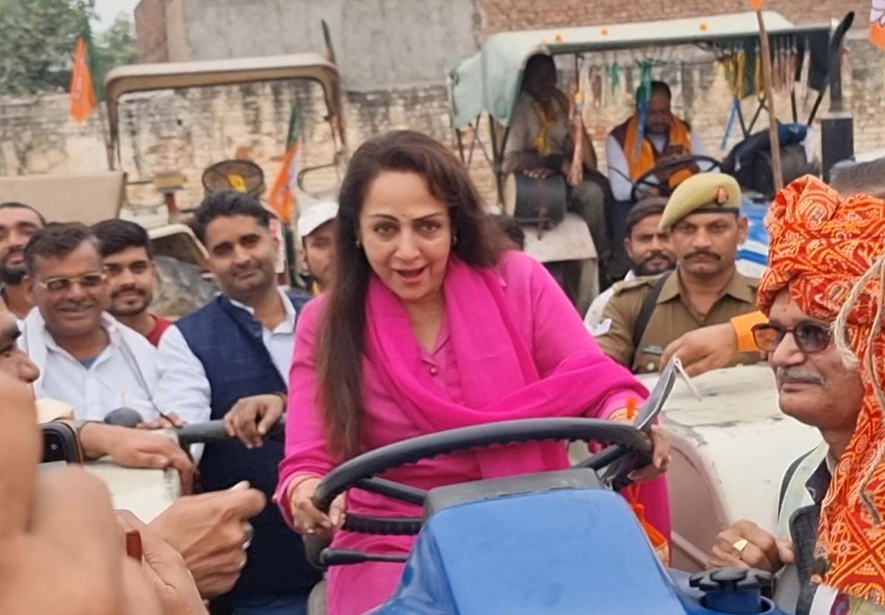 There is terror of monkeys in Mathura Vrindavan | मथुरा में निकाय चुनाव ...