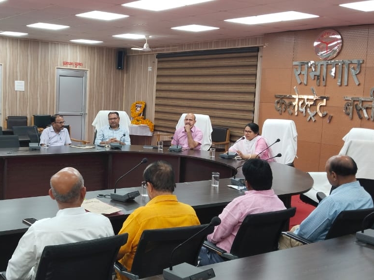 DM garlanded the collectorate auditorium, said- Dr. Ambedkar did better ...