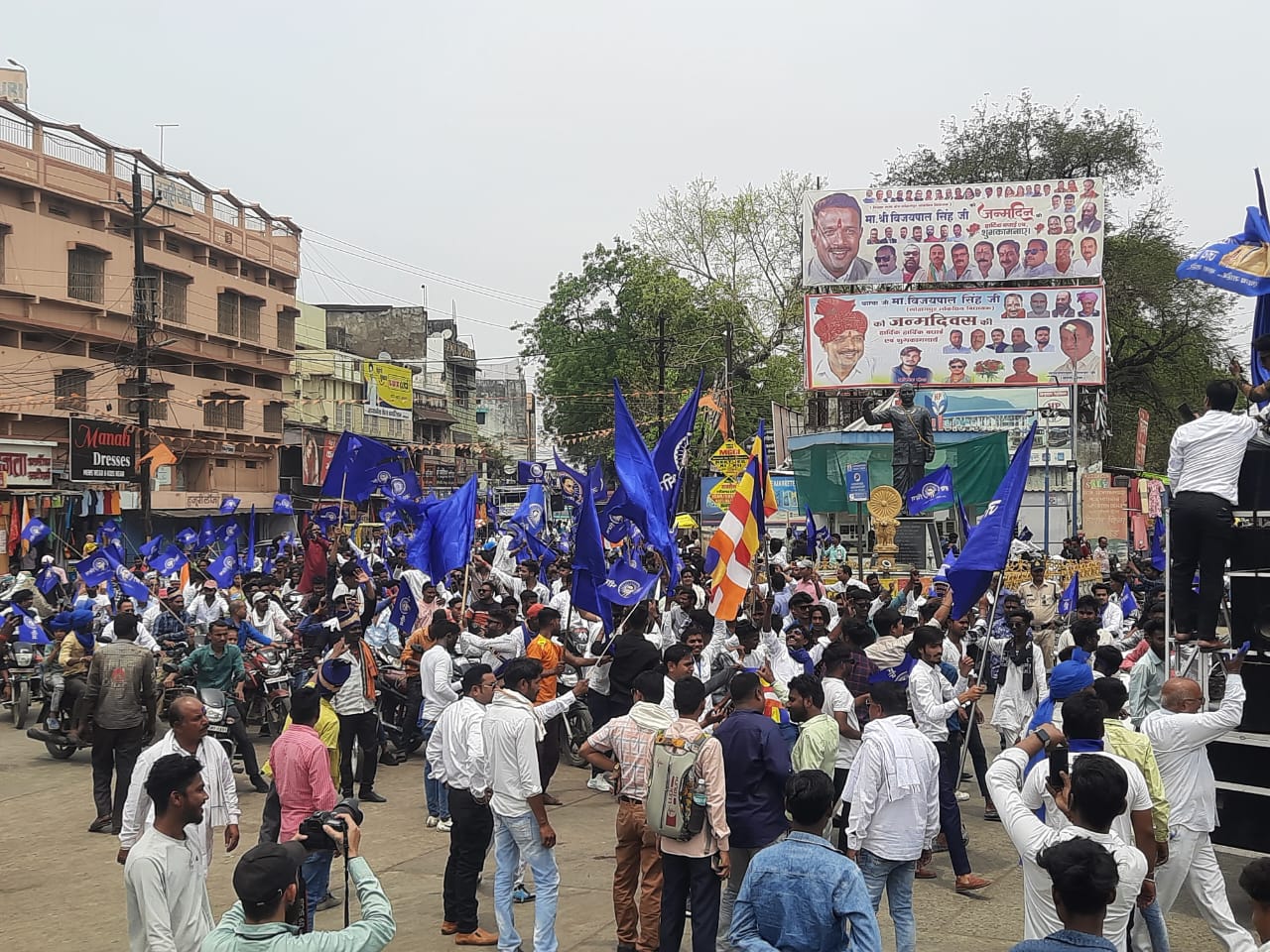 Valmiki Samaj, Bhim Army took out rally, BJP celebrated birth ...